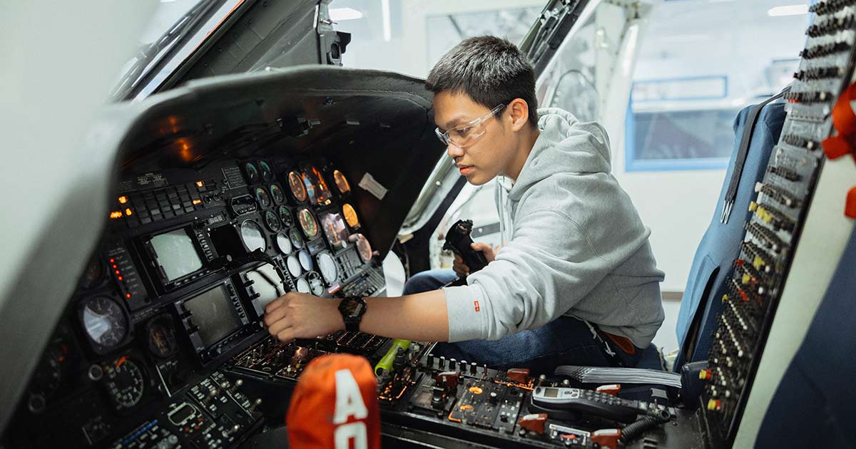 Aircraft maintenance diploma and certificate programs | NSCC